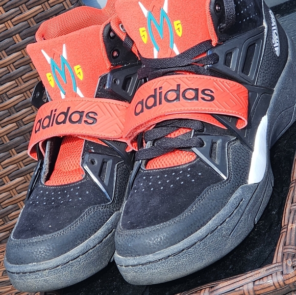 adidas | Shoes | Adidas Mens Mutombo Tr Block G9838 Red Black Lace Up ...